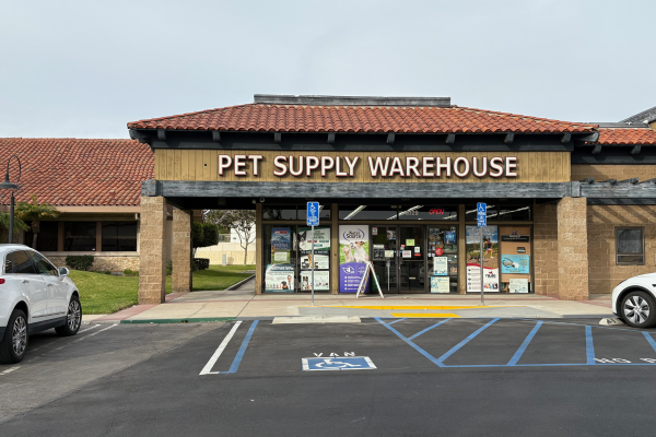 Pet Supply Warehouse - IndoorMedia